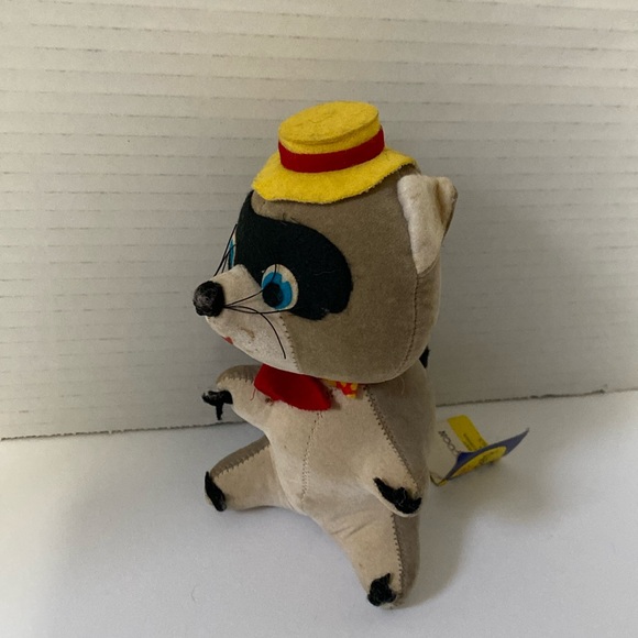 Dakin | Toys | Vintage Dakin Dreampets Rah Rah Raccoon Plush With Tag ...